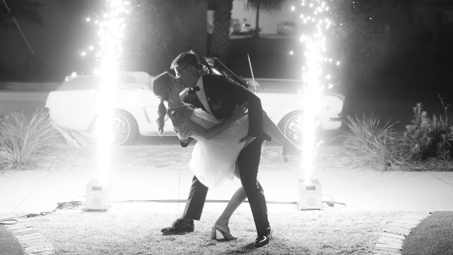 Cold Sparks - Highlight Weddings & Events